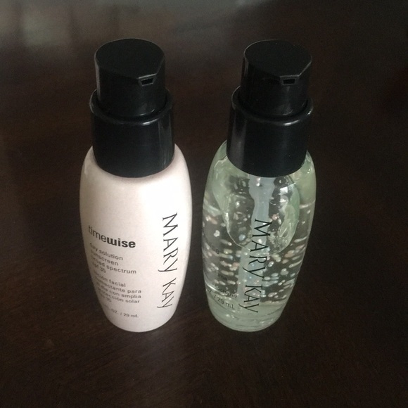 Mary Kay | Makeup | Mary Kay Day Solution Night Solution Set Of 2 ...